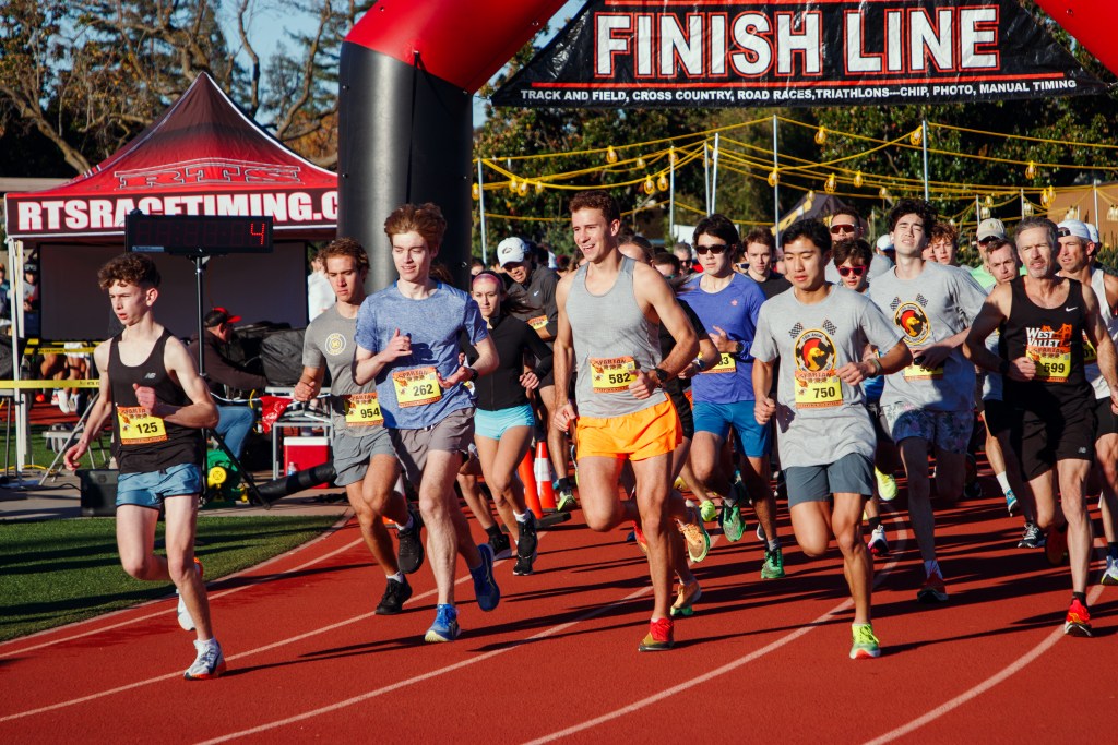 PHOTOS: Mountain View High hosts its 15th annual Turkey Trot ...